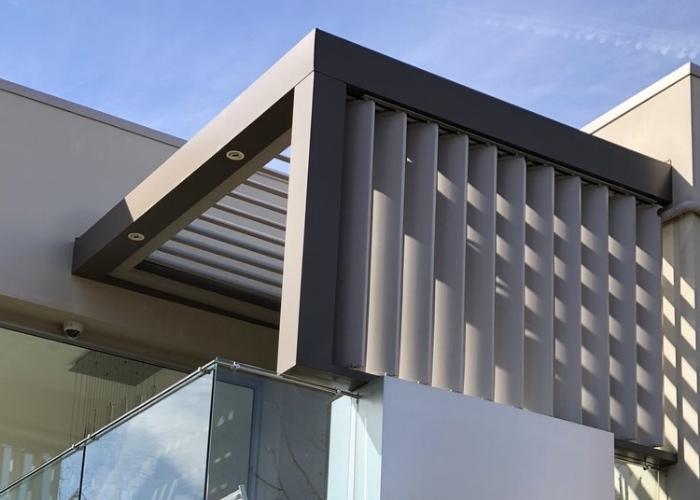 Vertical Vergola Privacy Screens by Vergola